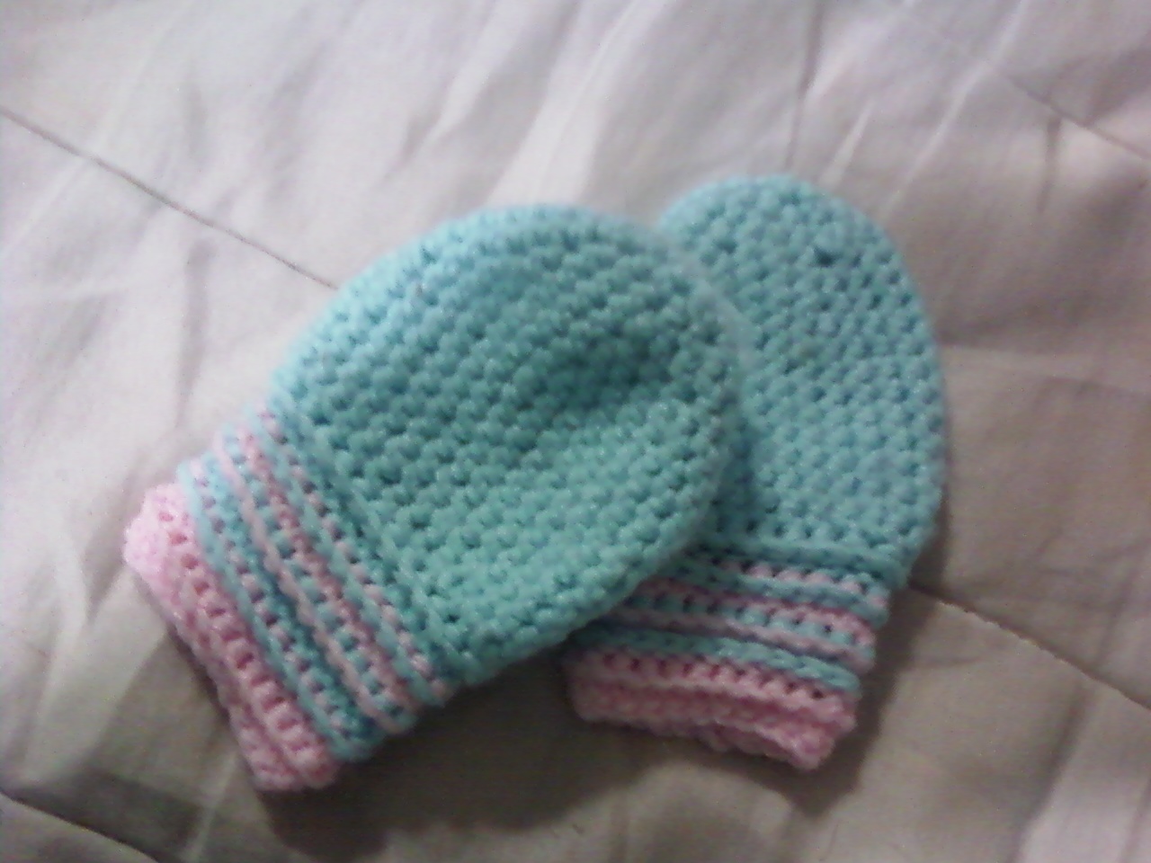 Tess's Patterns: Baby Mittens