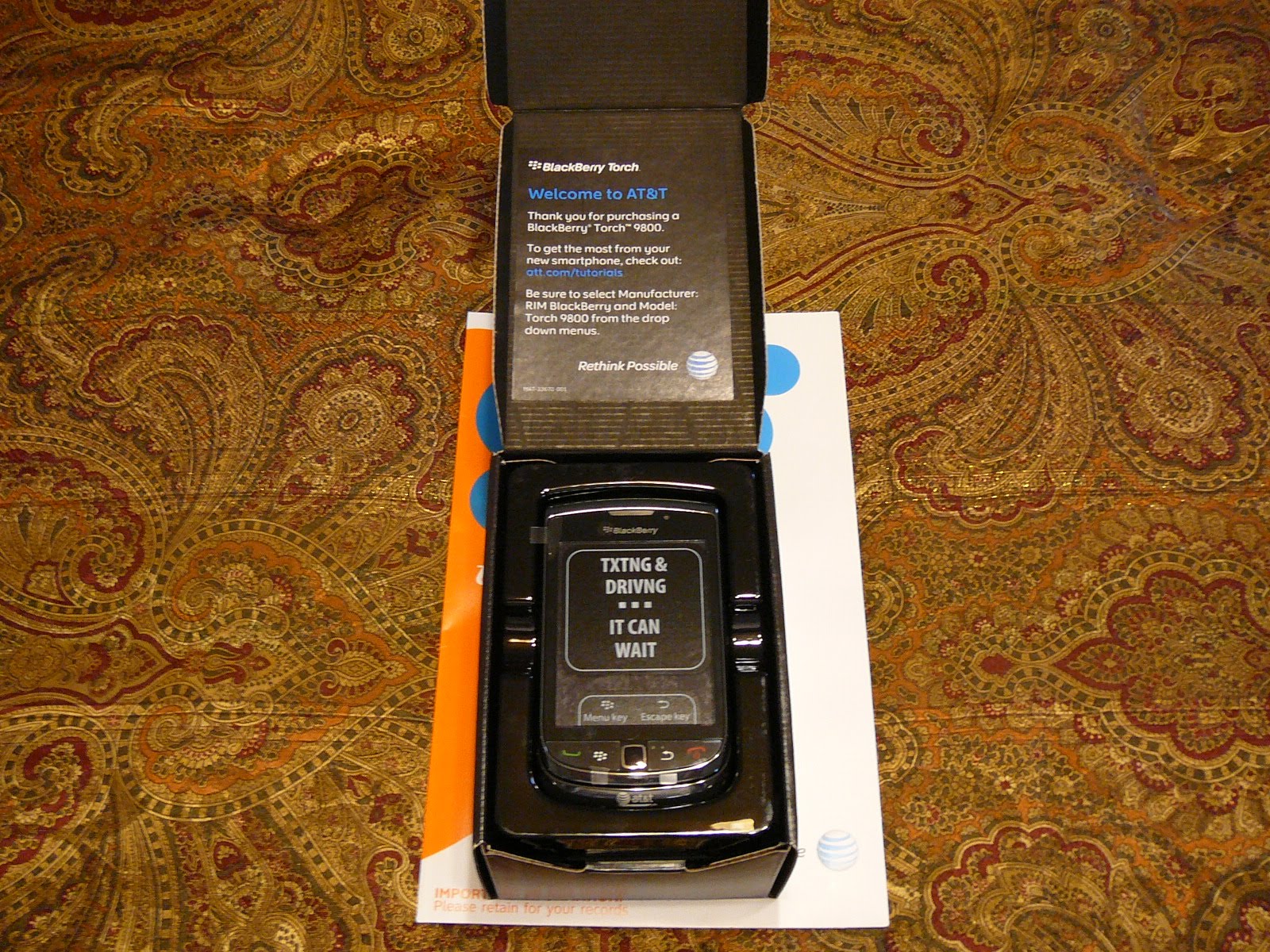 Occasional Brief Observations: BB 9800 Torch first look