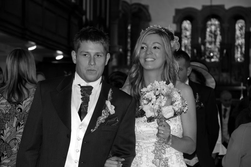 The Beautiful "White Christmas" Wedding of Emma & Karl at St Chads ...