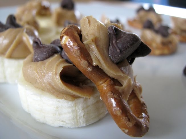 make happy: fun kid lunch: peanut butter canapés