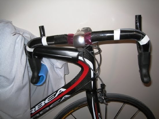 Busted Carbon: Broken Handlebar