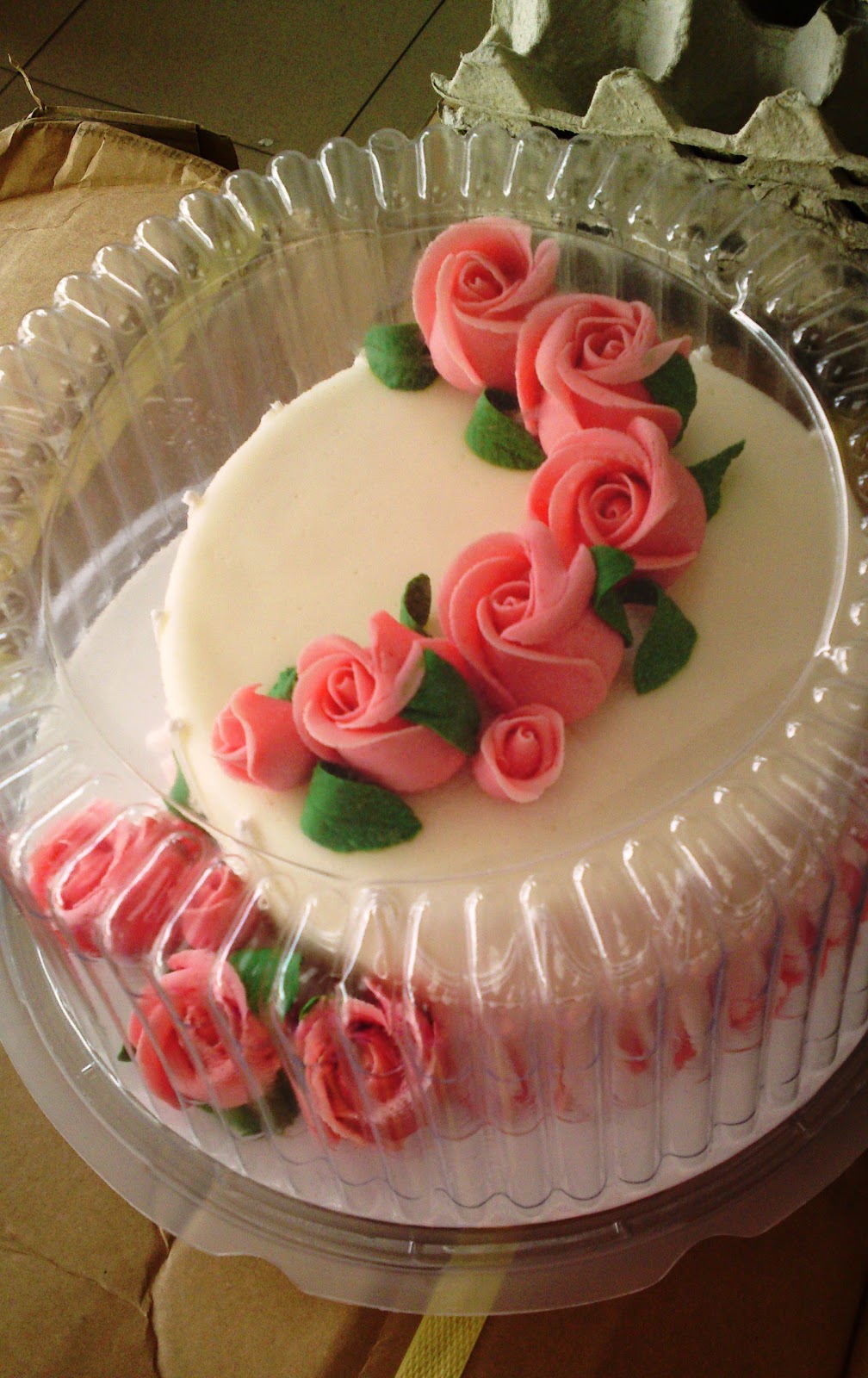 ++Bake At Home by Marina Ismail++: White-Pink Fondant Cake