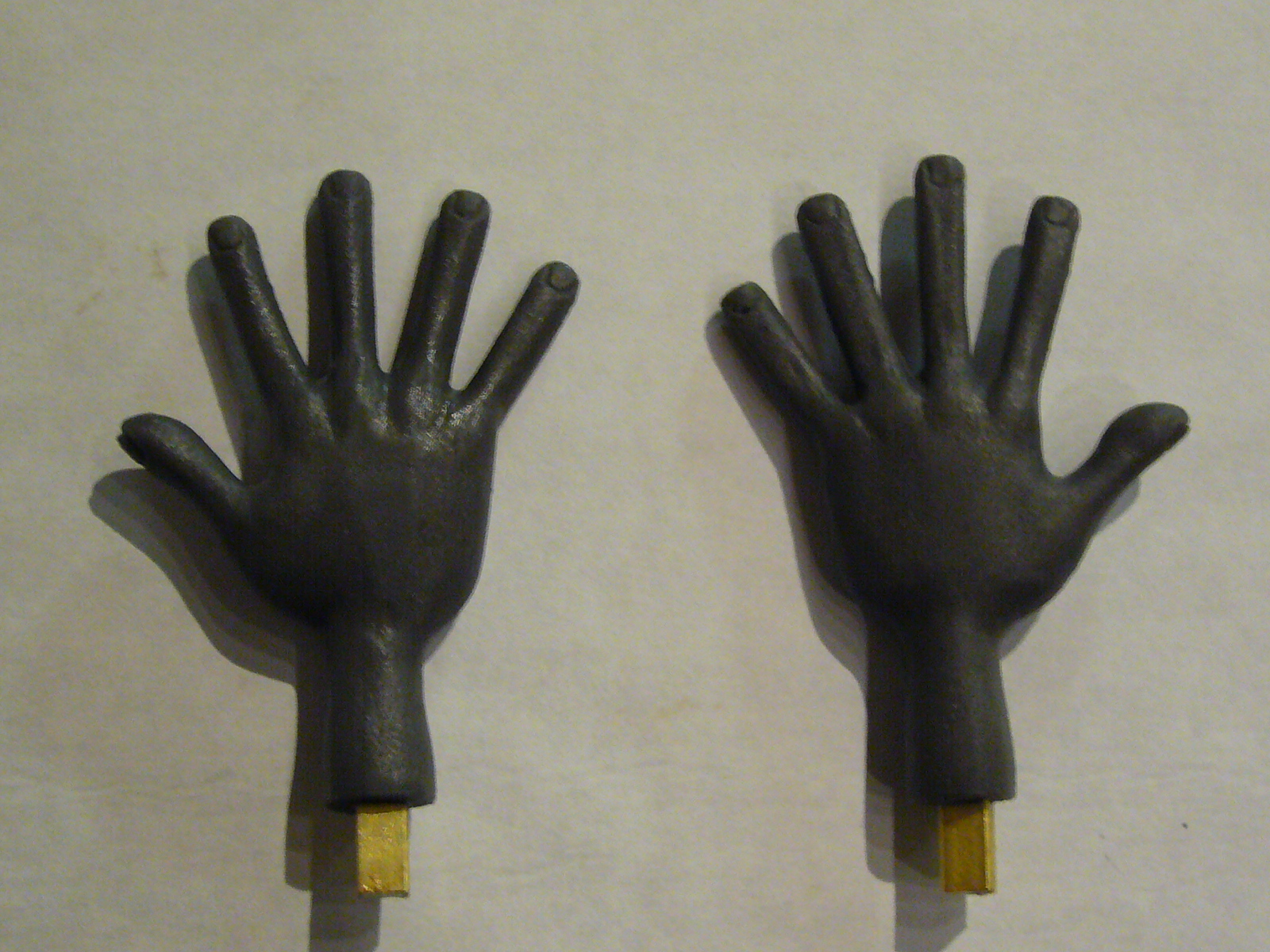 Nathan Flynn: Puppet Hands