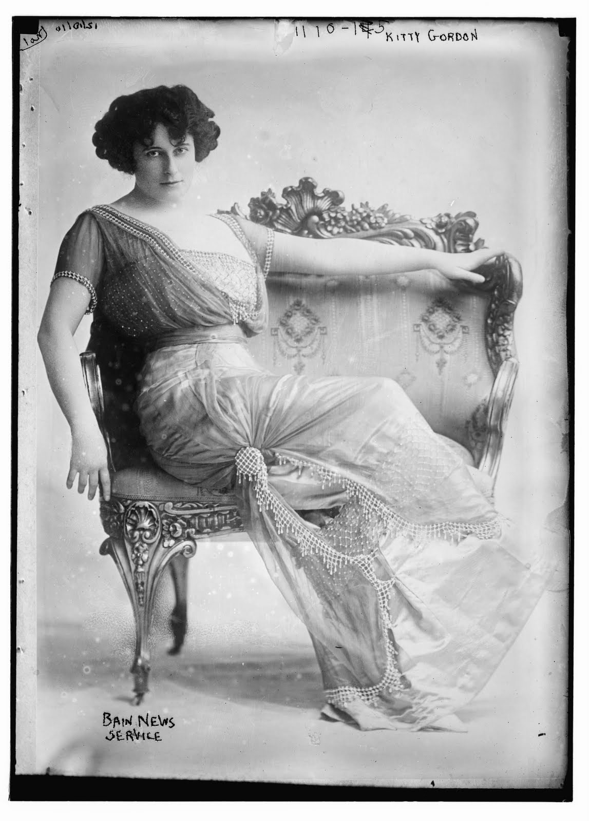 Vintage Ephemera: 'Come Hither' Pose, Actress Kitty Gordon, 1910