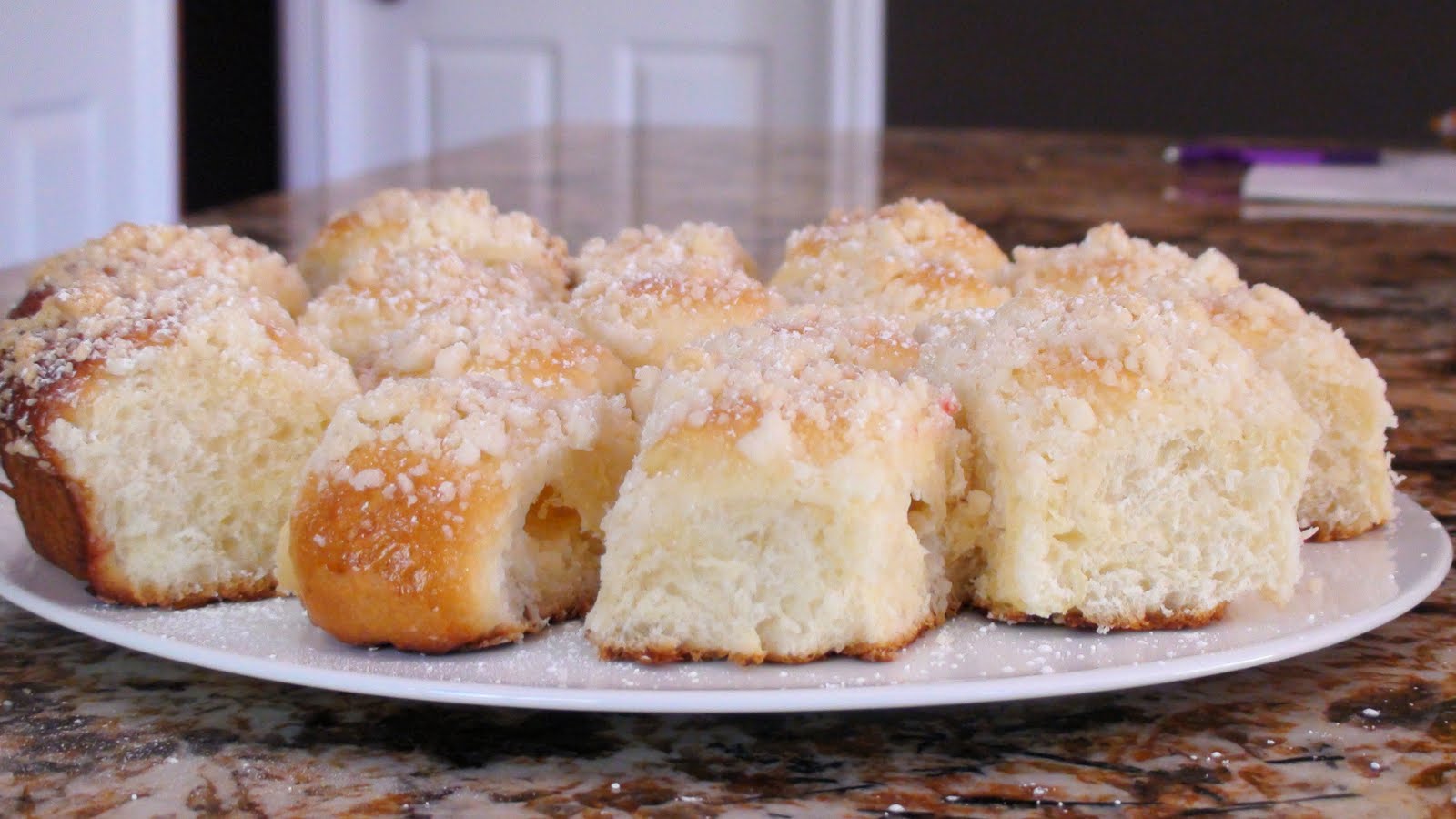 Bulochki (Russian yeast rolls) with Cream Cheese and Cherry Filling
