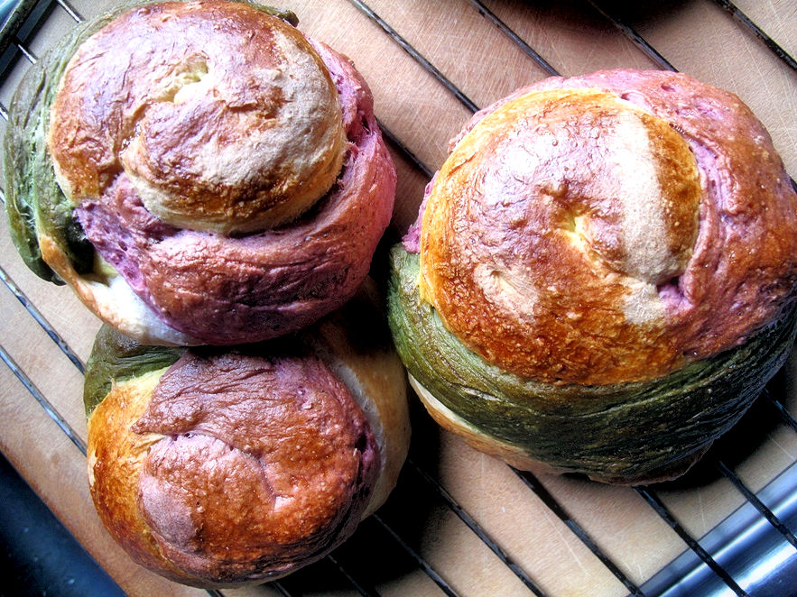 Foodiva's Kitchen: Poetry Thursday #1 & Crazy-Colored Bread (Fruity Il ...