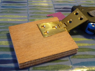 HERBIE!: Blimey this is hard - hinge cutouts