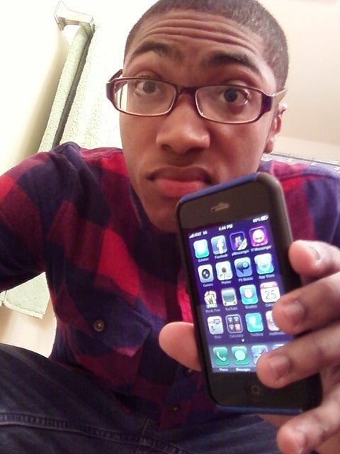 Guys With Glasses: Guys With iPhones