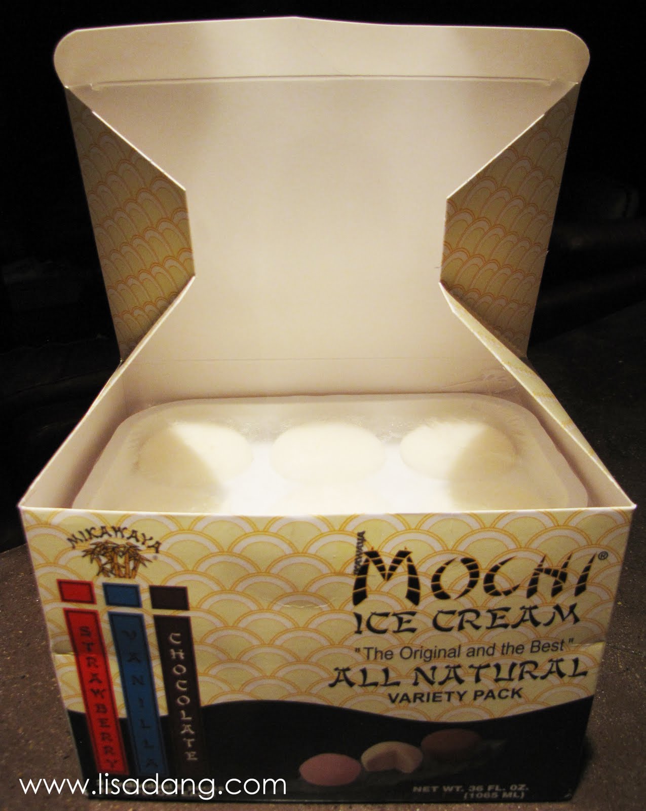 Dang It Delicious: MOCHI, berries, mint...perfect finish
