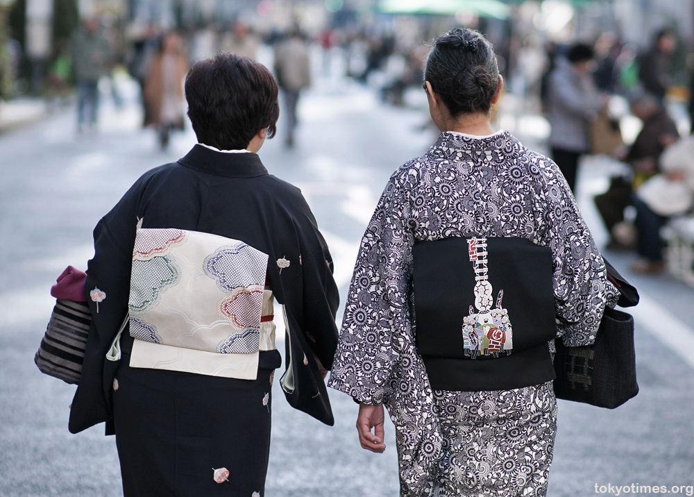 Panache Japan: Kimono for a Winter Stroll in Ginza!