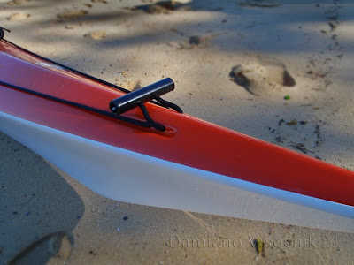 Gnarlydog News: Sea kayak grab handles