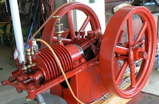 2 Engine John: IHC Tom Thumb