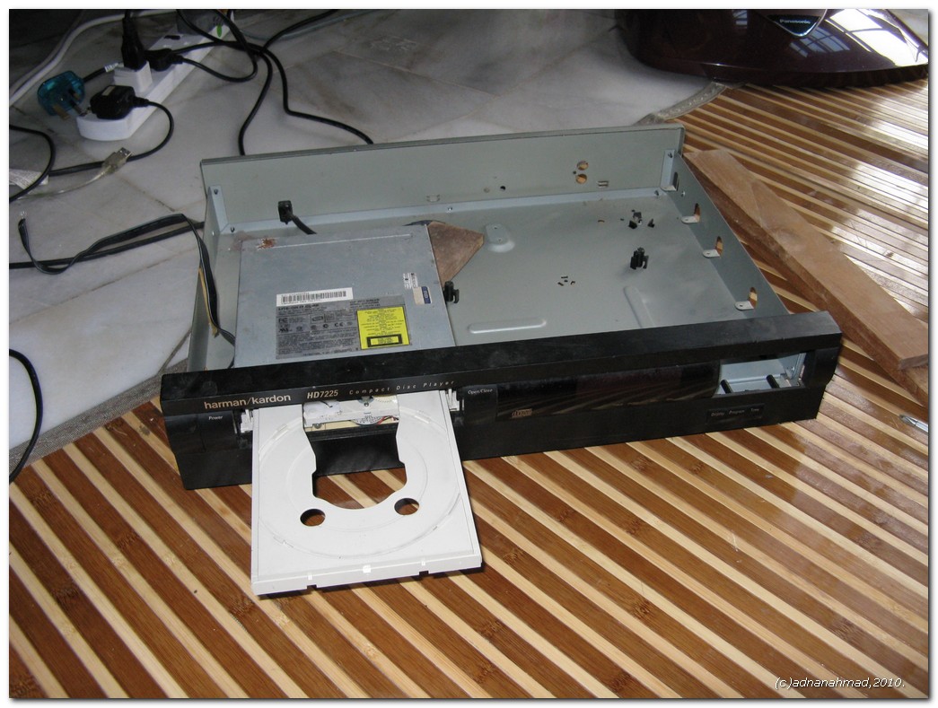 JazTech Audio: DIY CD Transport in a new casing..