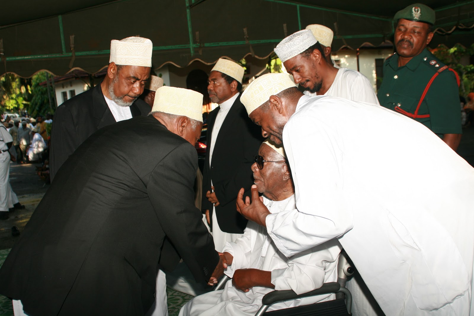 Rais Mstaafu ABOUD JUMBE | JamiiForums