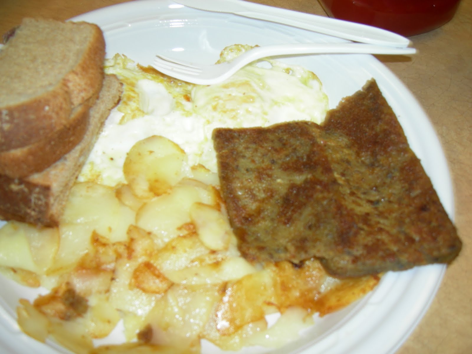 korythecarnivore: WTH is Scrapple?