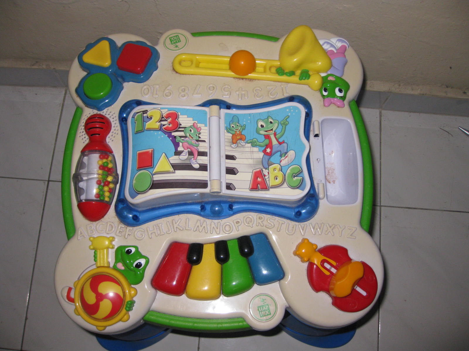 Mesya & Baby Wardrobe: Leapfrog Learn & Groove Bilingual Musical ...