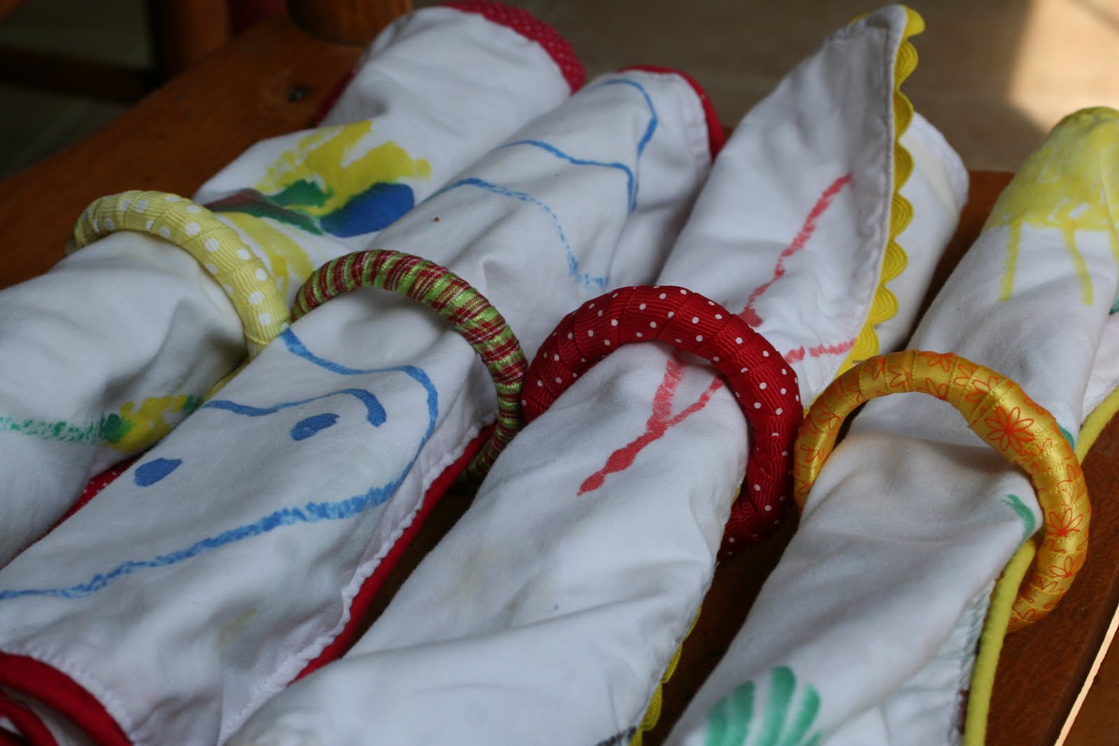 Hippos and Dinosaurs: Upcyled Napkin Rings Tutorial