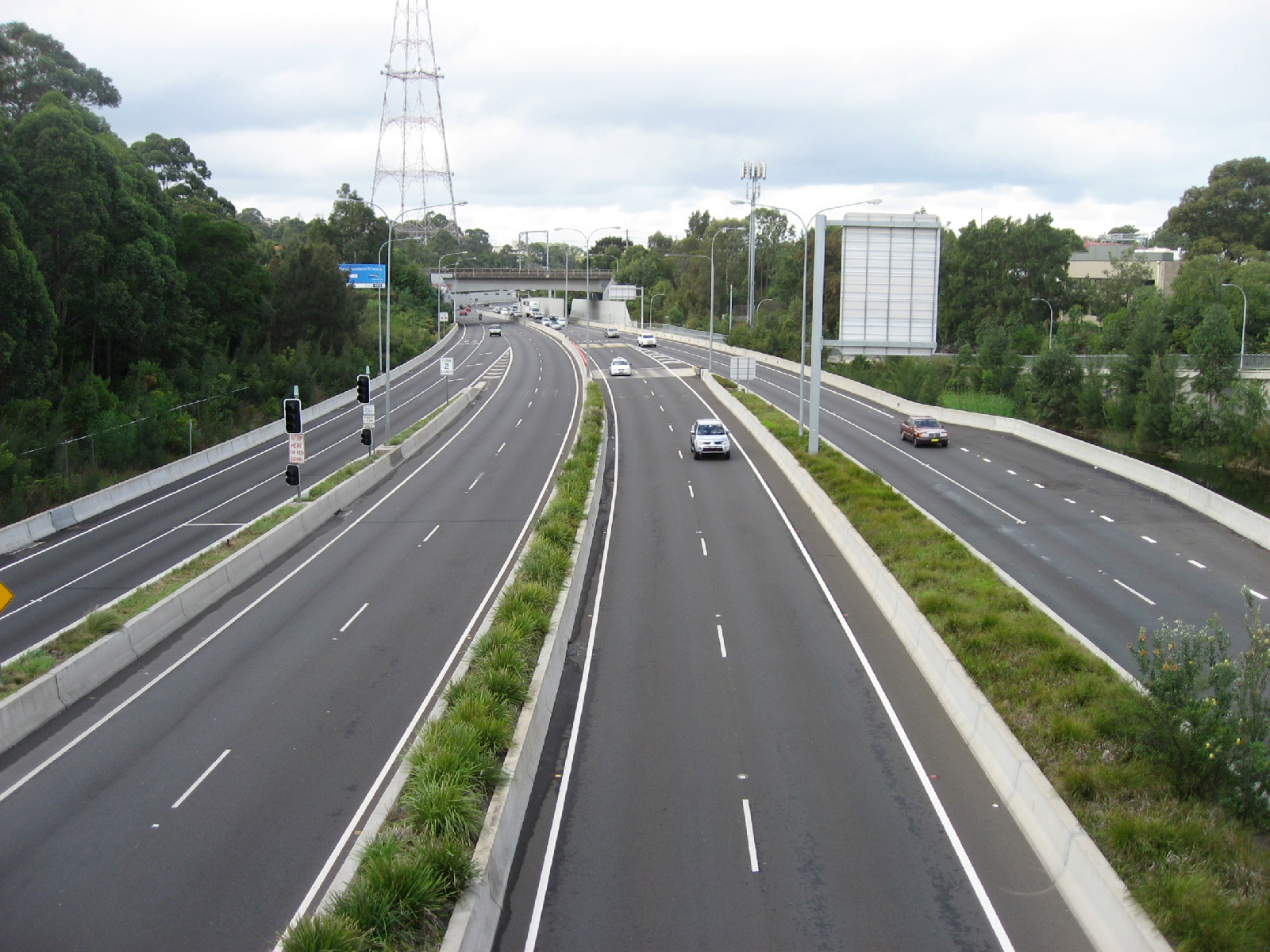 Pedestrian ponderings: Trains on the motorway