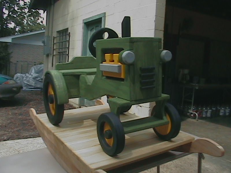 WDDSr Fine Woodworks: Rocking Tractor