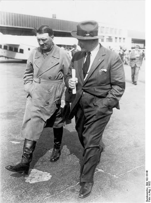 THE SECOND WORLD WAR: Adolf Hitler - Photo gallery