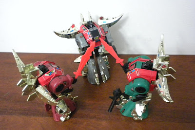 Blog Transformers.com: 599,601 y 602: Grey, Red & Green Snarl G2