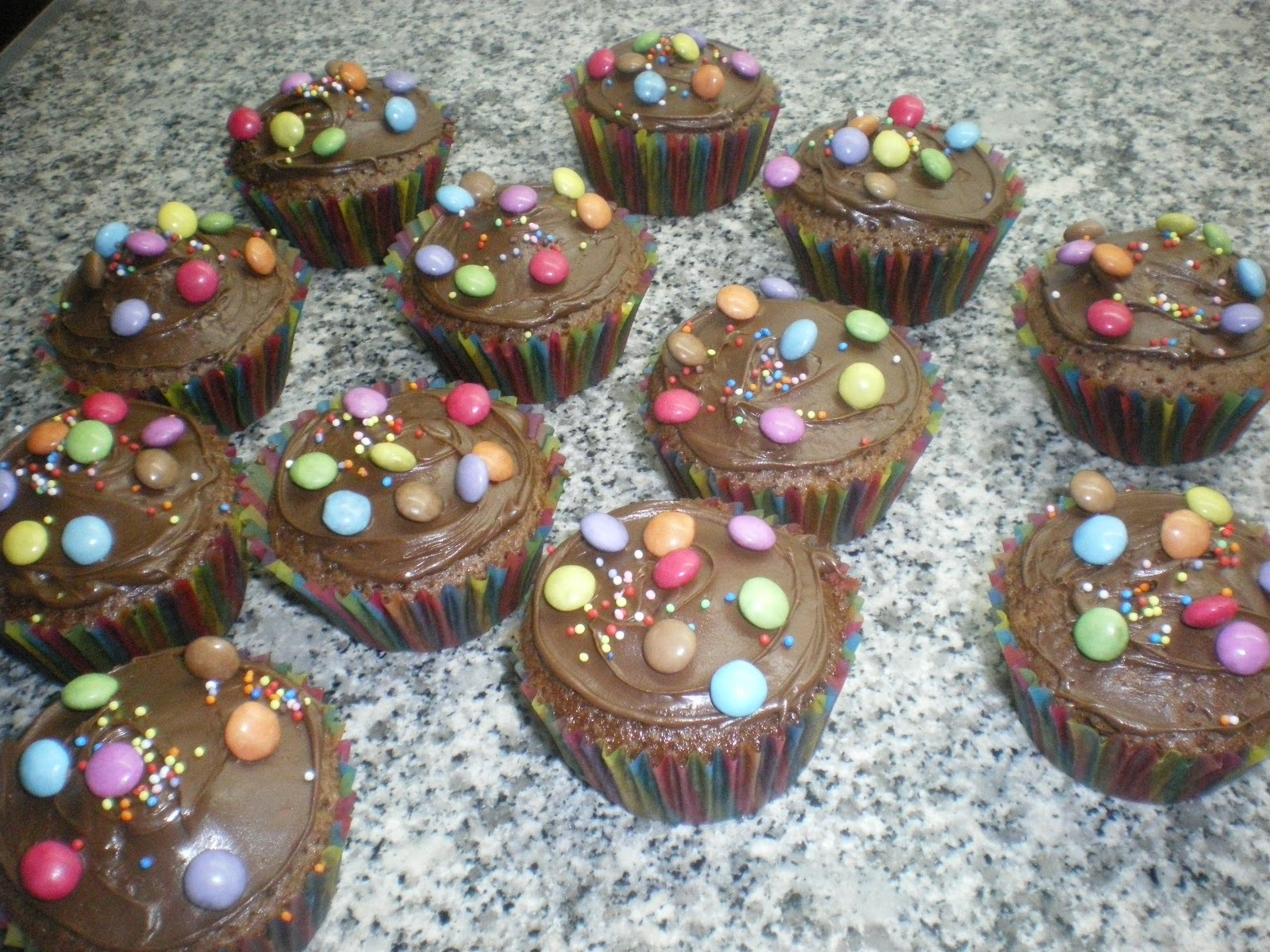 Os Mimos da Sofia: Bolinhos para festa na escola