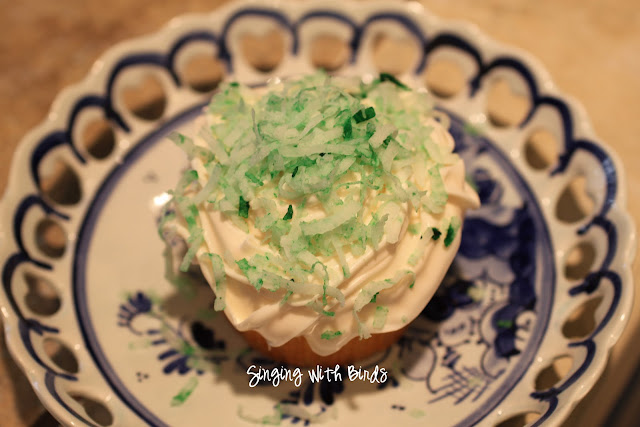 Maypole Cupcakes | Cheery Kitchen