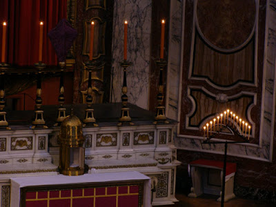 New Liturgical Movement: Holy Week Altars at Brompton Oratory