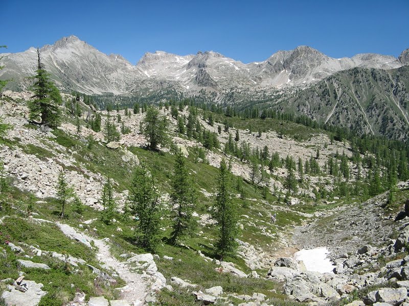 Mountain Hiking Holidays Blog: Maritime Alps: Beyond Lac des Adus