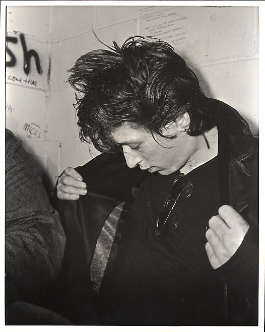 mangozeen: BORN TO LOSE - Johnny Thunder and the Heartbreakers