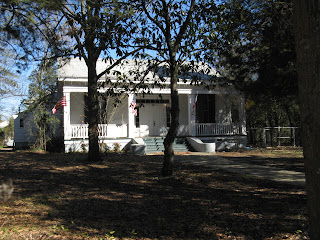 Modobject at Home: The Southern Raised Cottage