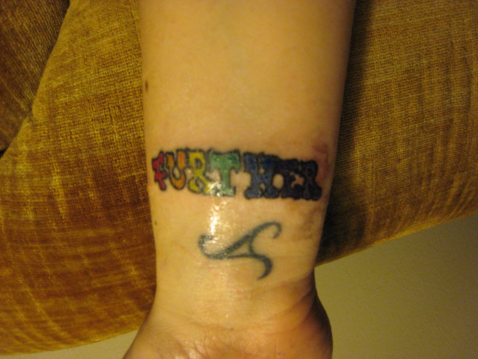 Satan Goes to Sing Sing: picture spam... halloween costumes! stripper style