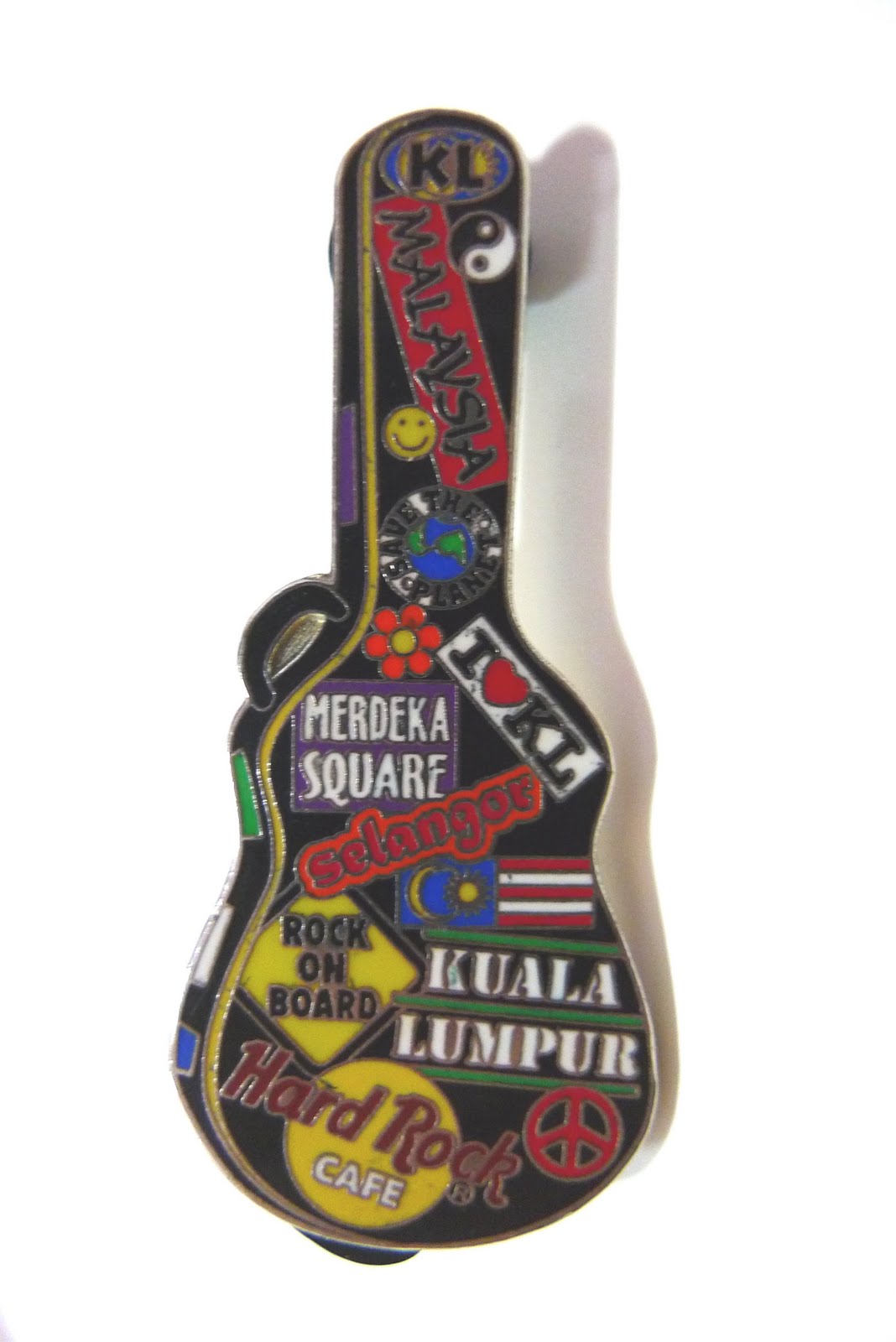 Joey's Hard Rock Pins Collection: HRC Kuala Lumpur Guitar Case Pin 2005