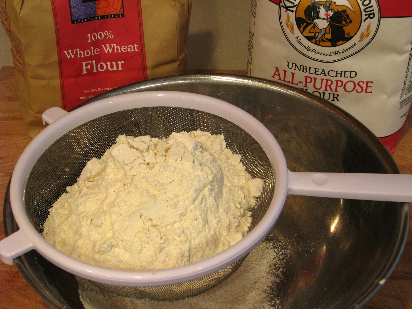 Jock's Good Grub: Honey Wheat and Rosemary Rolls