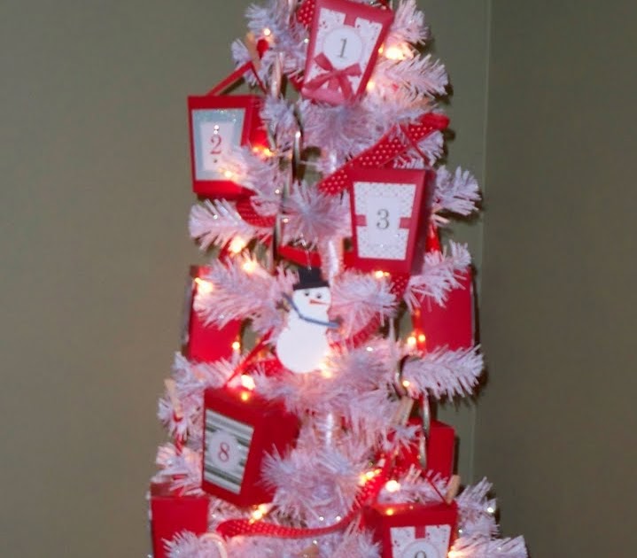 Trinity Designs: Candy Cane Lane Christmas Tree