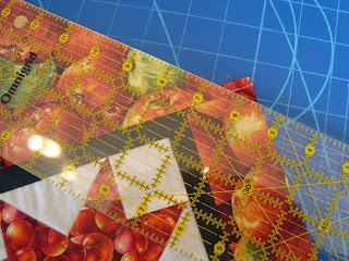 Thread Head: Table Runner Tutorial