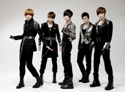 Mundo Oriente: Top Combine