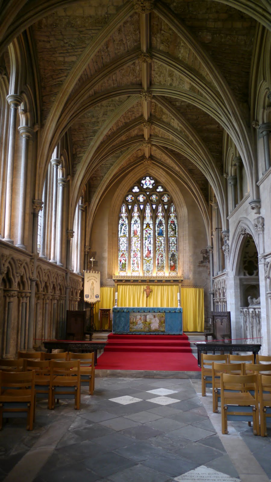 Bristol Cathedral - Britain All Over Travel Guide