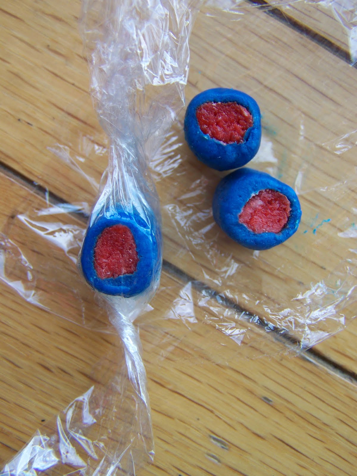 homemade-bubble-gum-4th-of-july-edition-we-talk-of-christ-we