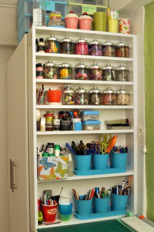 SCRAP ADDICT: World Cup RAK, Scraproom Storage & a couple of Layouts