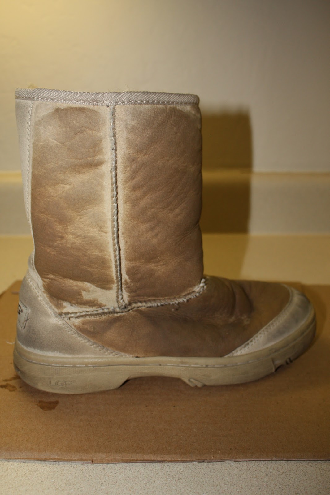 Tragic Sensation: UGH! My UGG Boots Got Ugly!