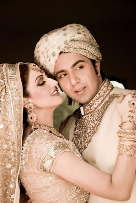 Pak India Zone: Pakistani Bride and Groom Pictures