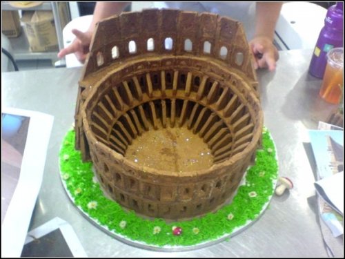 Festival gingerbread house