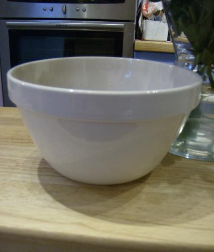 The Lilac Kitchen: Hosting Daring Bakers - British Suet Puddings.