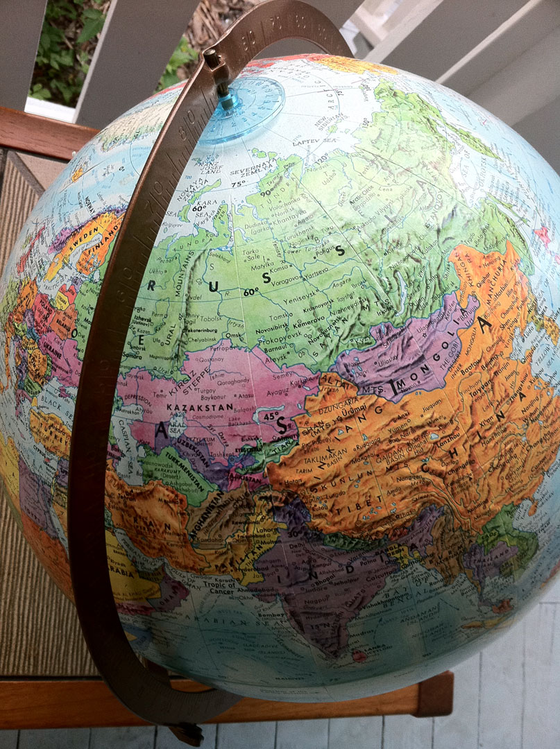 Globemaster 12 Inch Globe