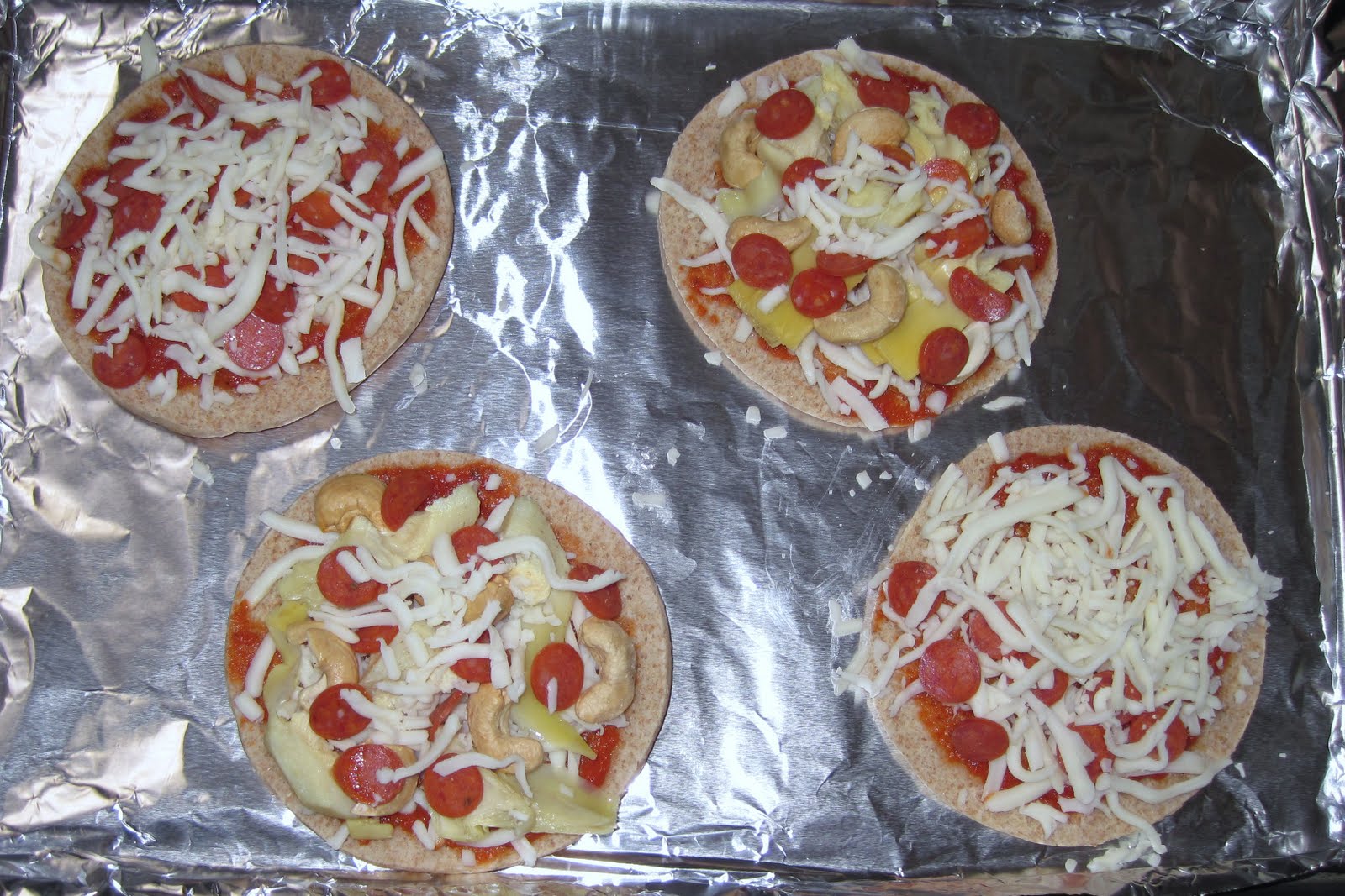 Balance Balance Balance Sandwich Thins Pizza