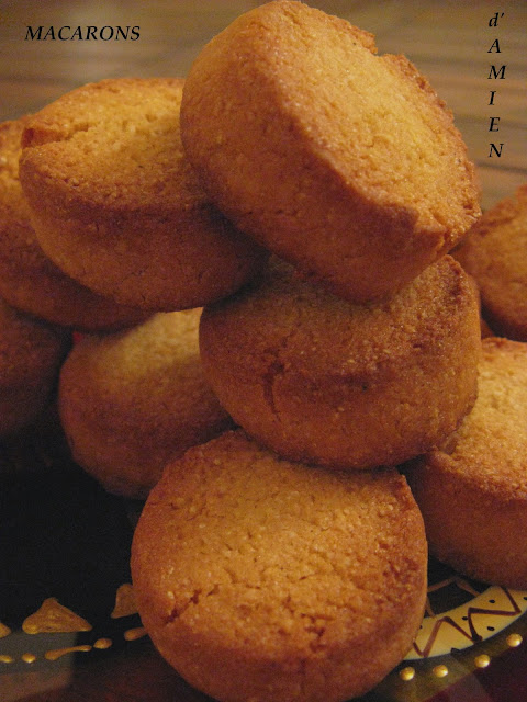 J'en reprendrai bien un bout...: Macarons d'Amiens