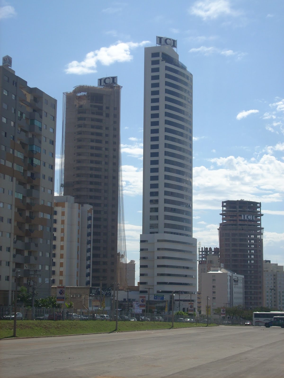 Goiânia nas alturas: Evidence Office