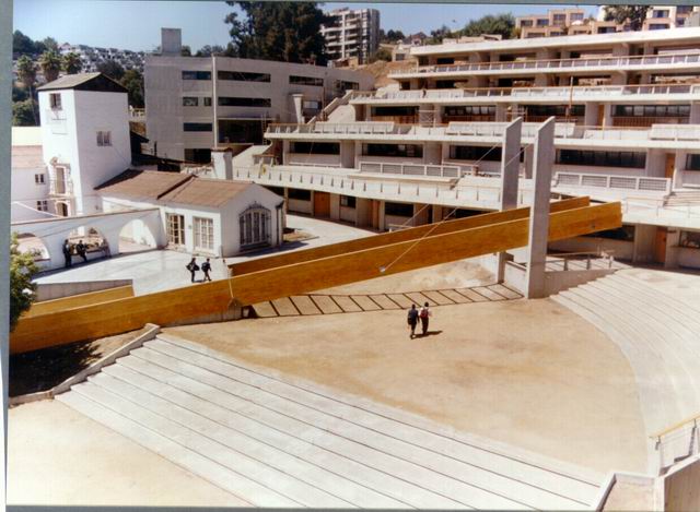 Mckay School: Historia