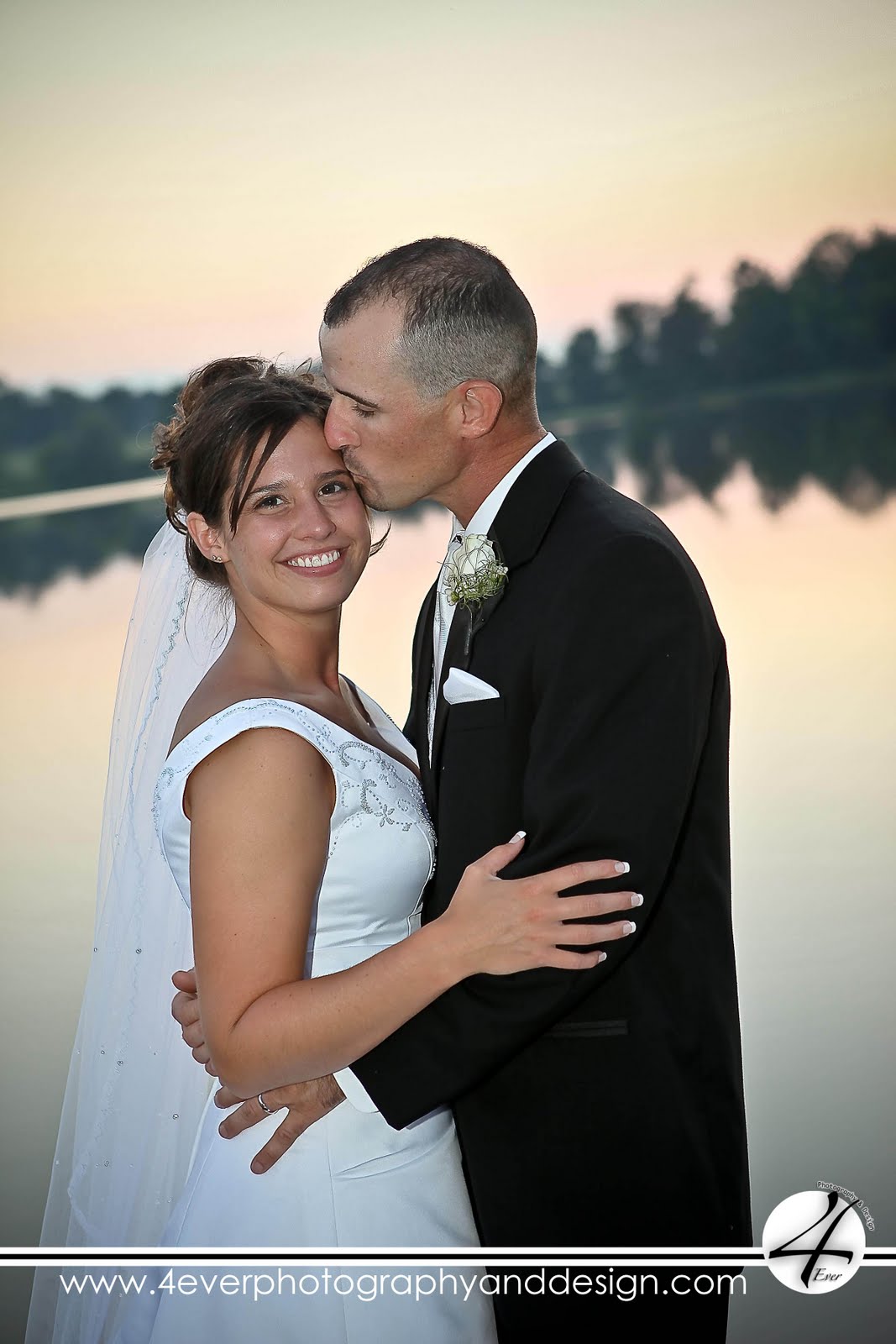 4Ever Photography & Design: Katie and Mark tied the knot!